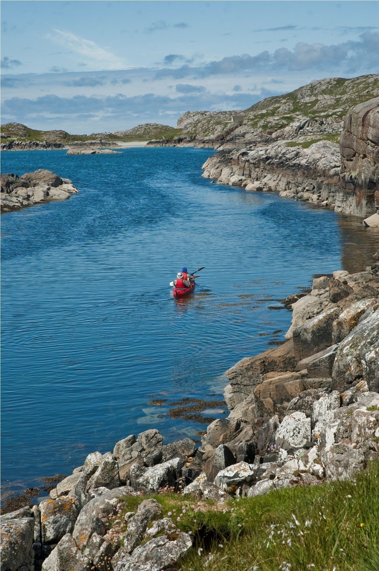 © Al Bakker- Courtesy of Aurora Expeditions - Kayaking in Scotland ...